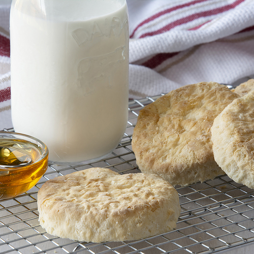 INACTIVE - Biscuit, Buttermilk, Tops, 3" (#2075)